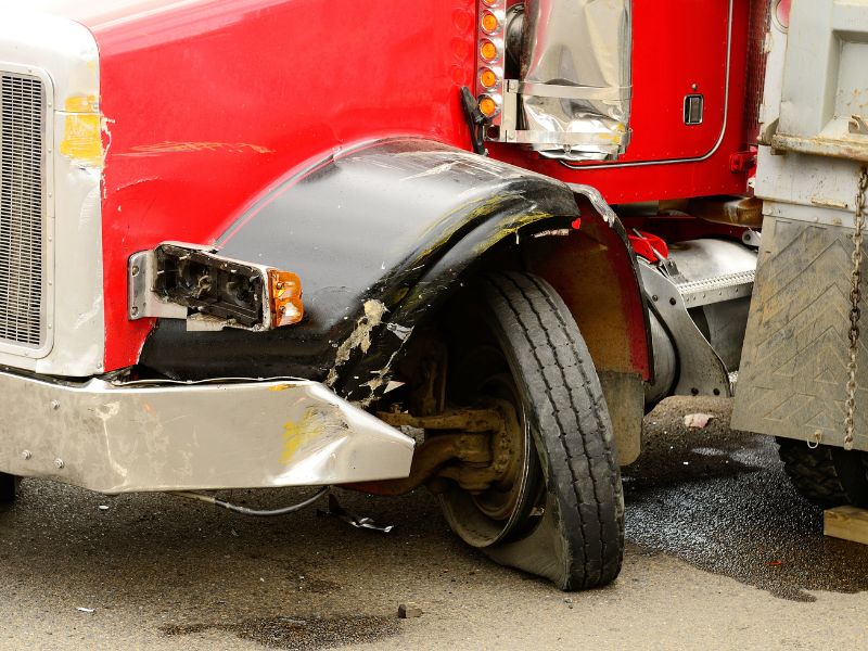 London Truck Accident Lawyer | Morgan, Collins, Yeast & Salyer